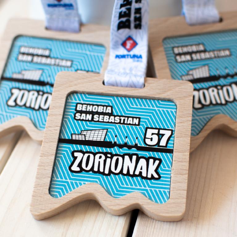 Medallas de madera en la Behobia-San SebastiÃ¡n | Noticias | Arotzgi ...